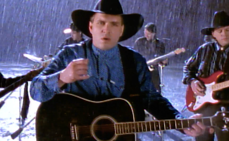Garth Brooks Re-Uploads Controversial Music Video For "The Thunder Rolls" Which Was Banned From ...